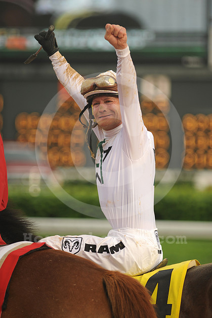 Horsephotos.com | 2010 Kentucky Derby | tc10kd214_jn